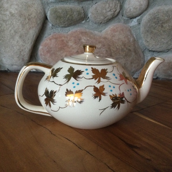 Kitchen | Vintage Midcentury Gold And Cream Teapot | Poshmark